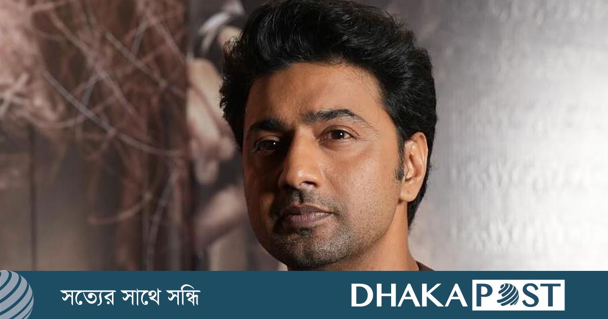 ‘রঘু ডাকাত’ রূপে পর্দায় আসছেন দেব