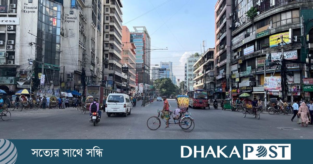 ঢাকার সড়কে এখনো ঈদের স্বস্তি