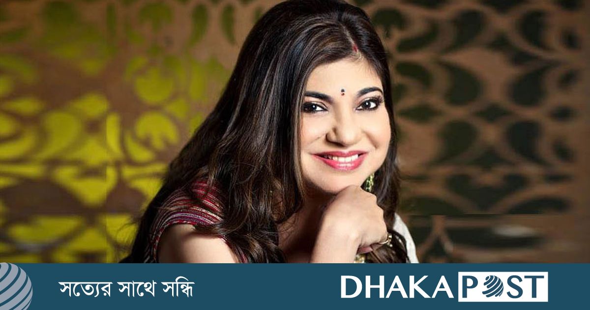 ২৭ বছর স্বামীর কাছ থেকে দূরে অলকা!