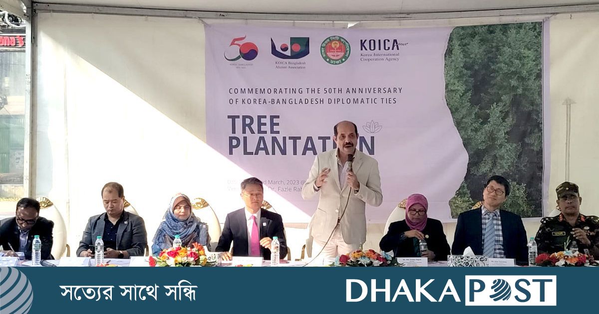 ঢাকাকে বাঁচাতে হলে গাছ লাগাতে হবে : মেয়র আতিক