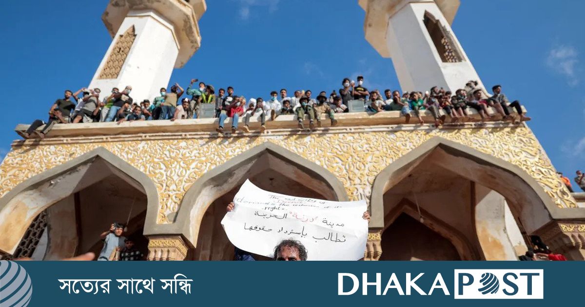 ক্ষোভে মেয়রের বাড়িতে আগুন দিলেন সাধারণ মানুষ