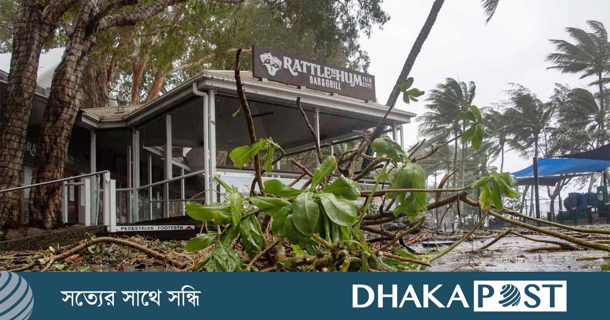 ঘূর্ণিঝড়ে হাজারো মানুষ বিদ্যুৎহীন অস্ট্রেলিয়ায়