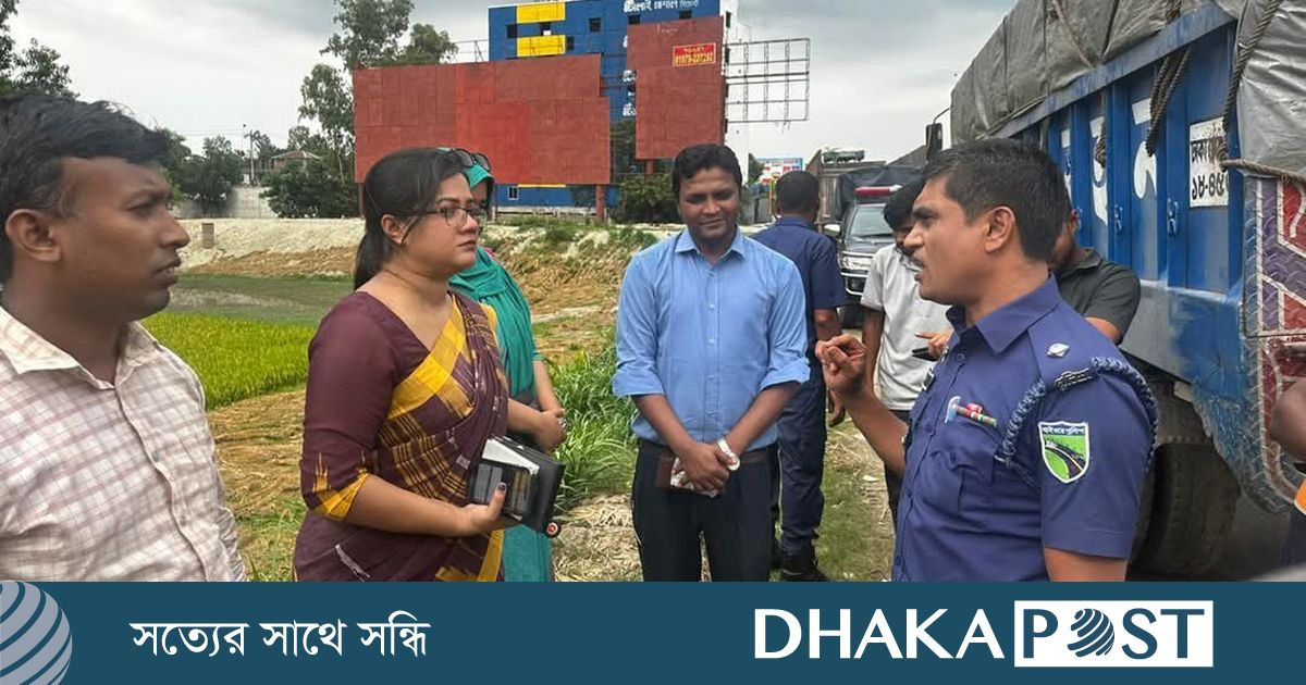 সিরাজগঞ্জে ১০ টন নিষিদ্ধ পলিথিন জব্দ