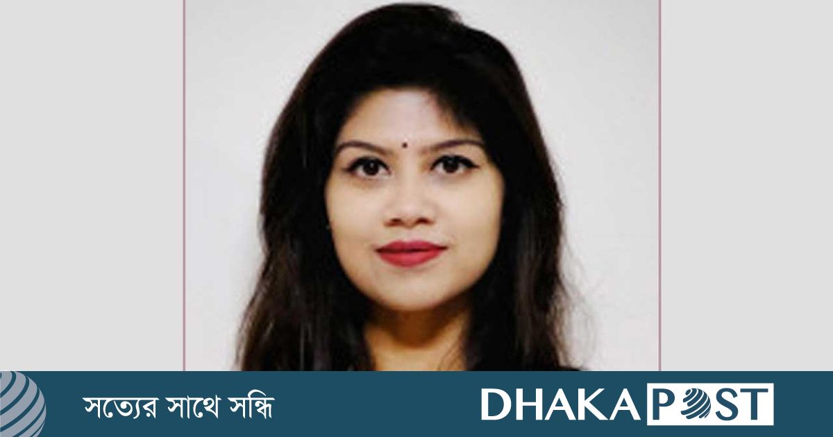 ৩৮ লাখ টাকা ঘুষ নিয়ে বরখাস্ত কর কর্মকর্তা মিতু